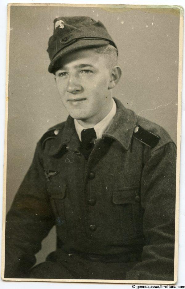 Hitler Youth flak helper portrait - Generalassaultmilitaria