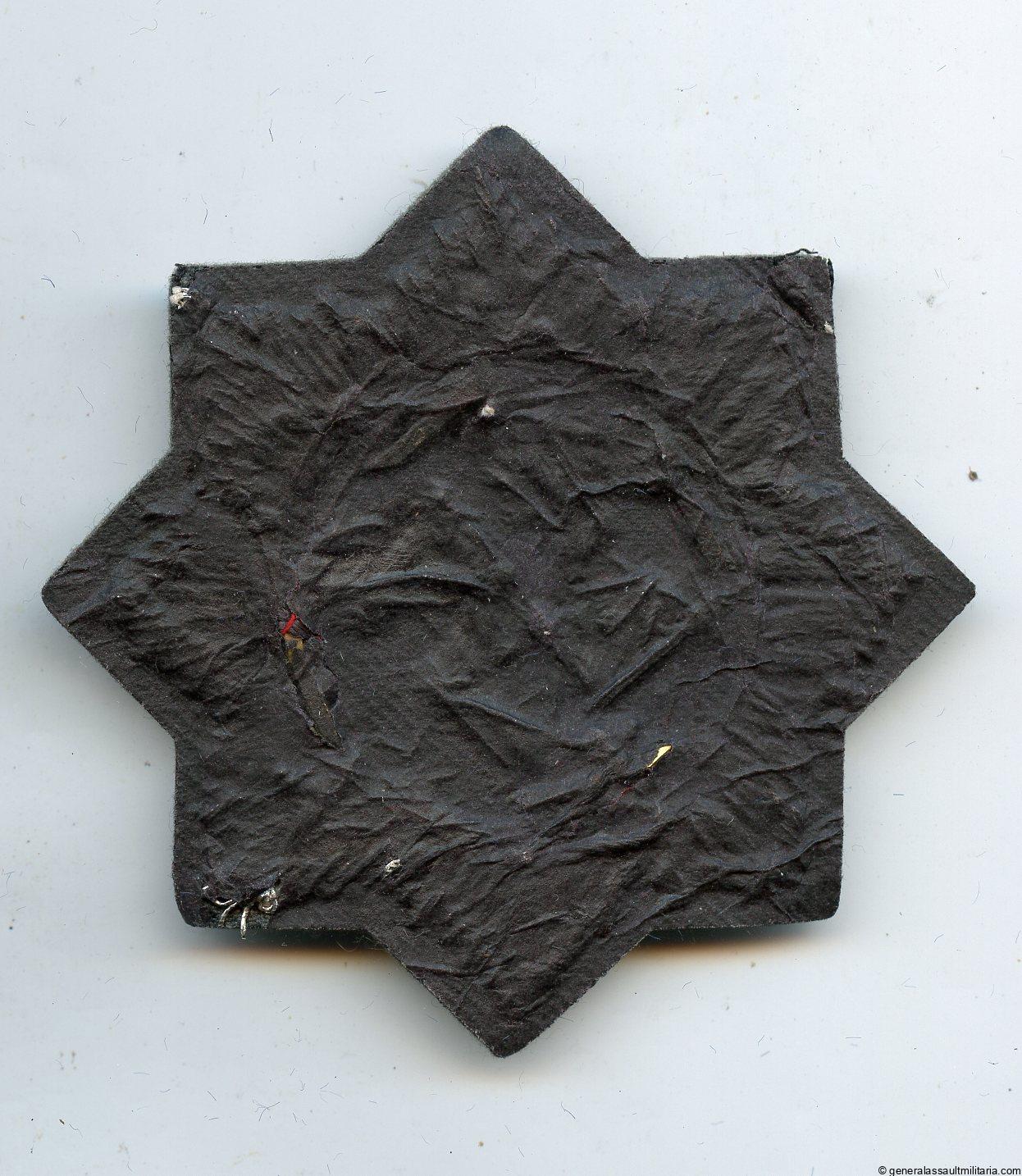 German cross in gold cloth Army variant - Generalassaultmilitaria