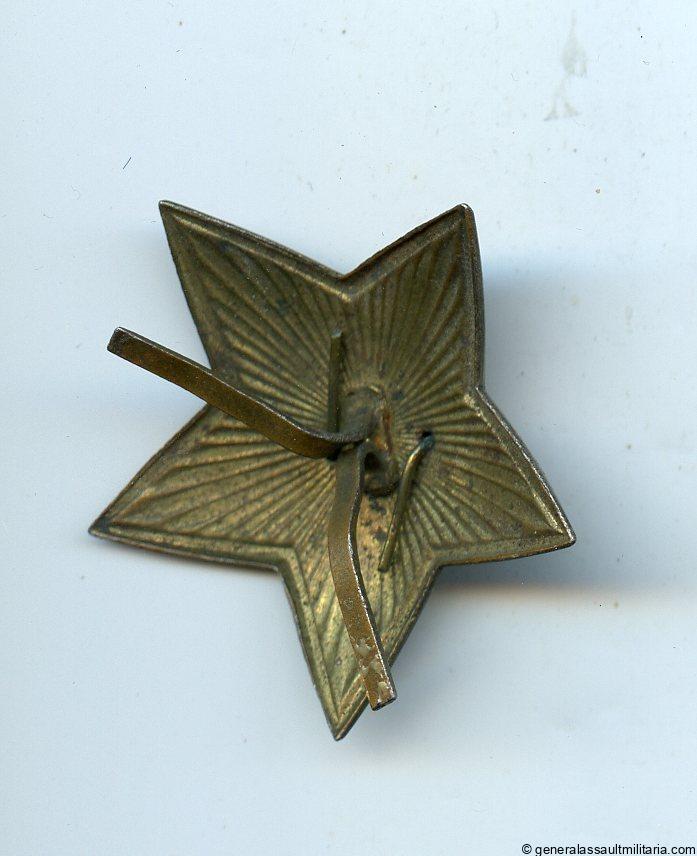 Soviet cap badge - Generalassaultmilitaria